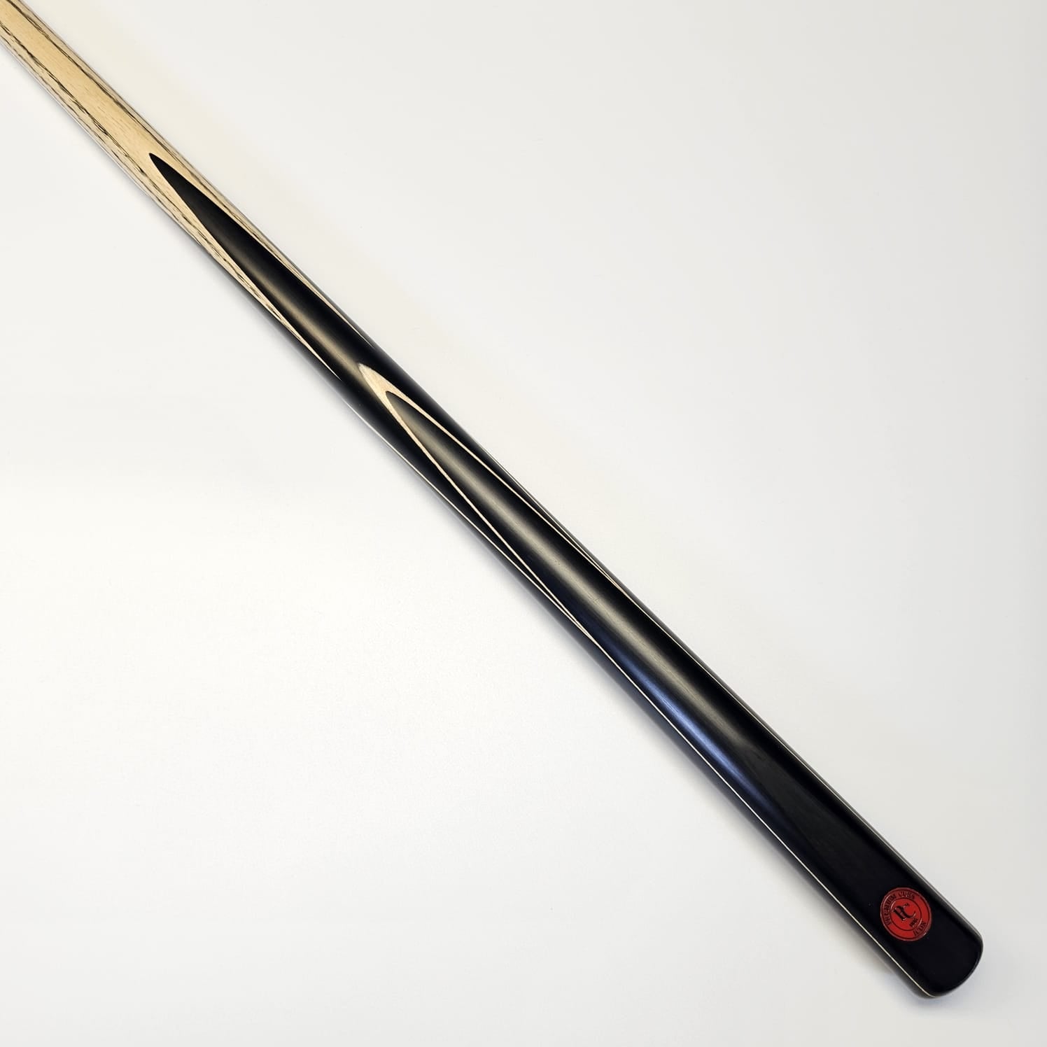 Premium Cues ICON No.006 - One Piece Snooker Cue